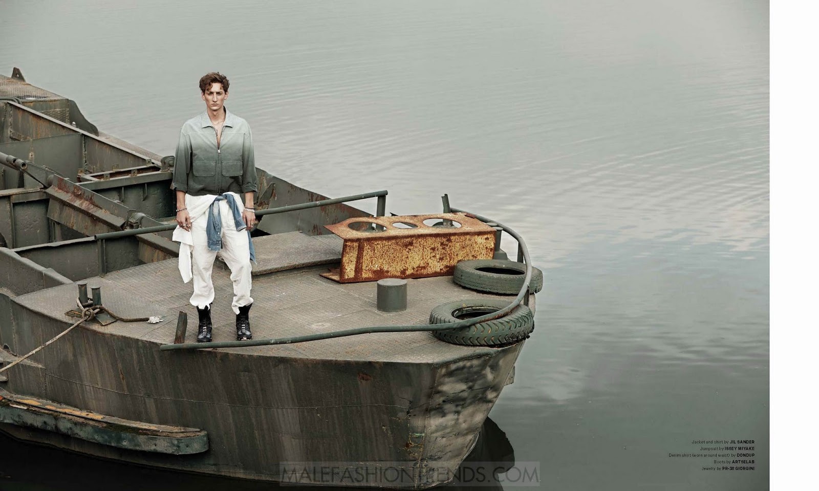 Tom Gaskin y Franz para Essential Homme por Sven Baenziger