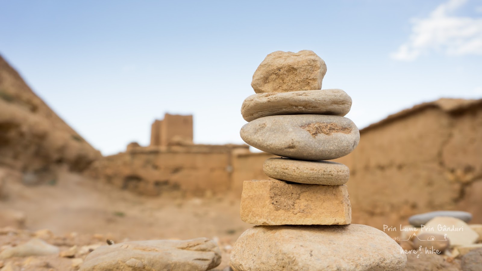 Marocul, Desertul si Gandul: Sahara de pe Dromader si Intalnirea cu ...