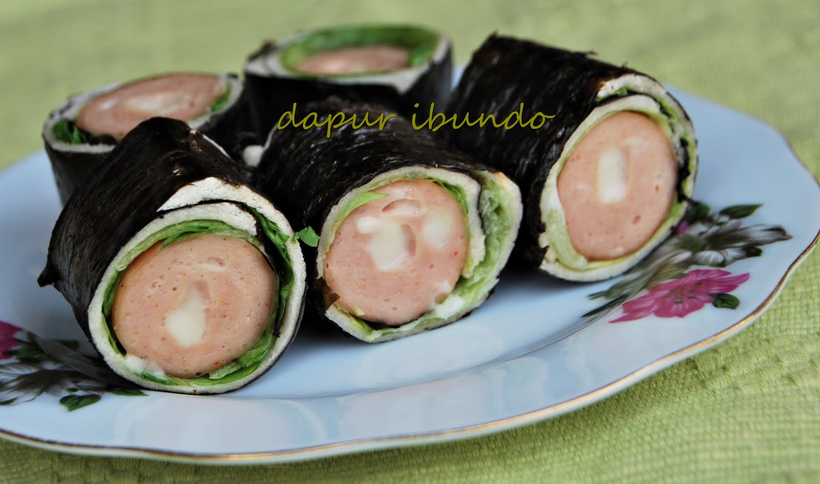 dapur ibundo: sosej keju ala sushi