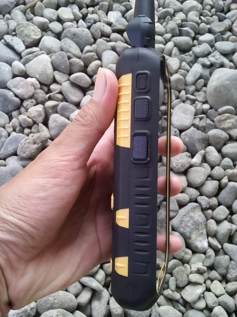 outdoor phone zone______________________: RUNBO Q5 4G LTE IP67 HANDPH