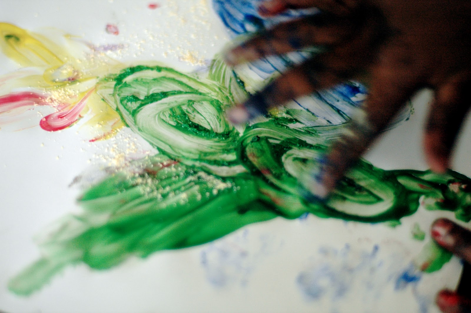create (with kids): textured finger-paint - FreshlyPlanted