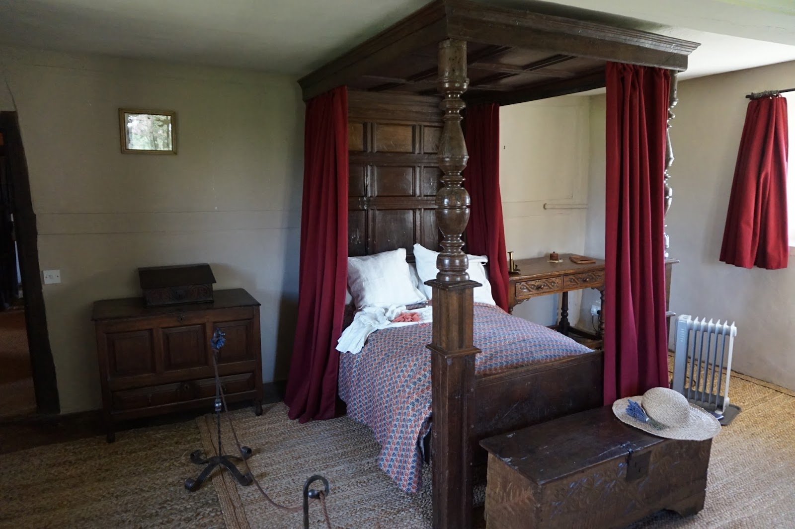 A Mathematical History Tour: Sir Isaac Newton