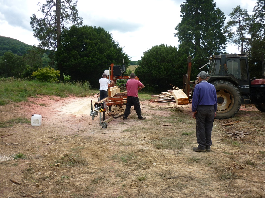 An English Homestead: Tree Milling