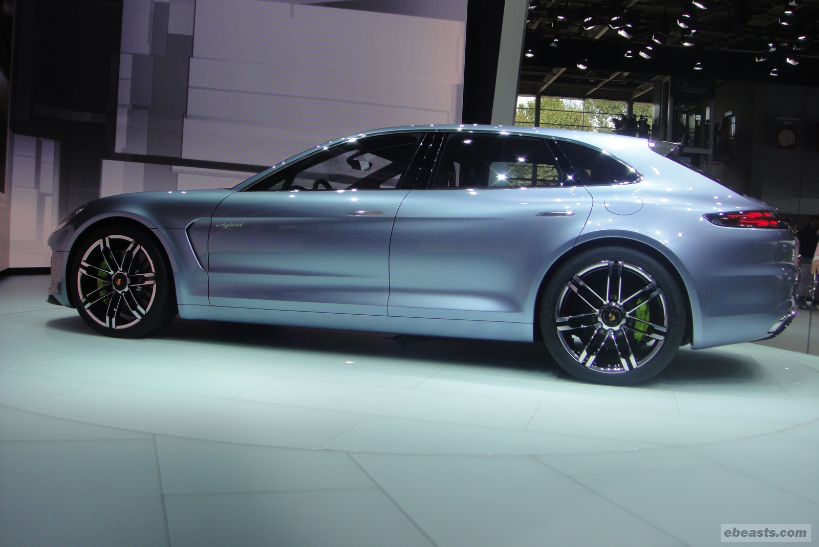 Paris 2012: Porsche Panamera Sport Turismo : ebeasts.com