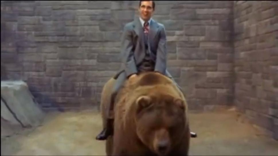 Mr. Movie: Anchorman: The Legend of Ron Burgundy (2004) (Movie Review)