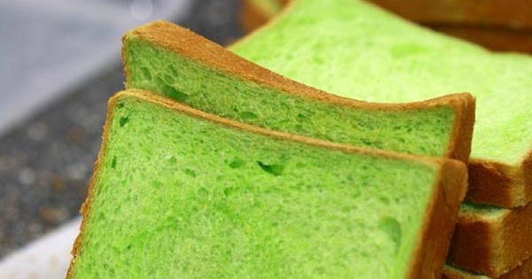 Irene's Kitchen: ROTI TAWAR PANDAN