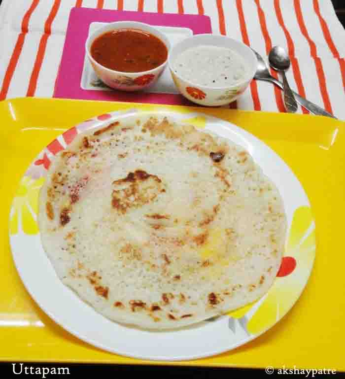 Vidyas Veg Recipes: Plain uttapam recipe - Uttapa recipe