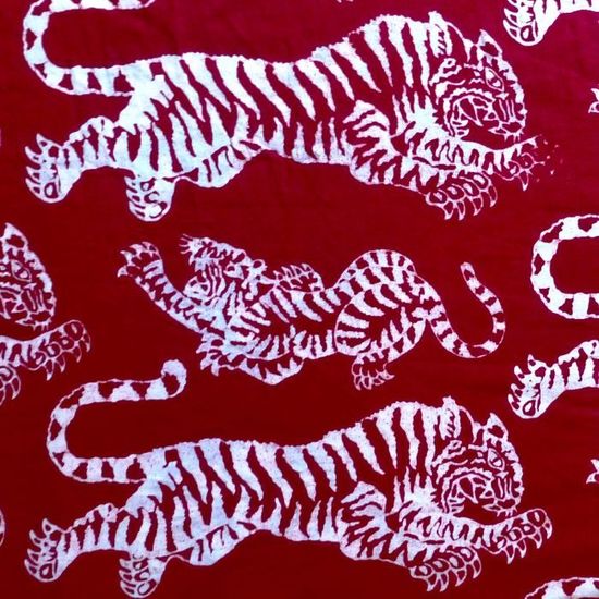 Lisa Mende Design: Katherine Rally Textiles - Centuries Old Craft with ...