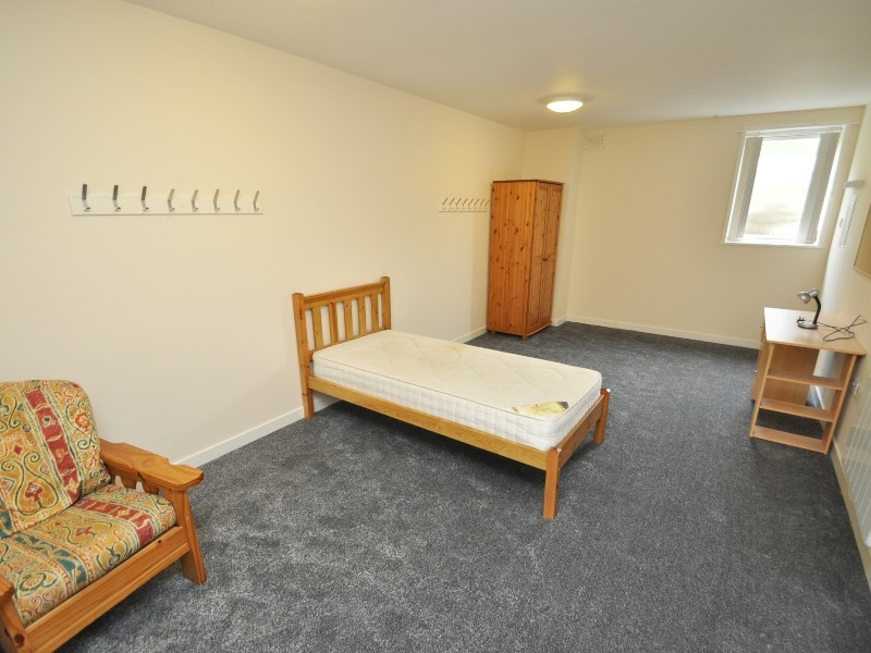 Wreck of the week: A hut, a hostel and a prison. Unusual conversions