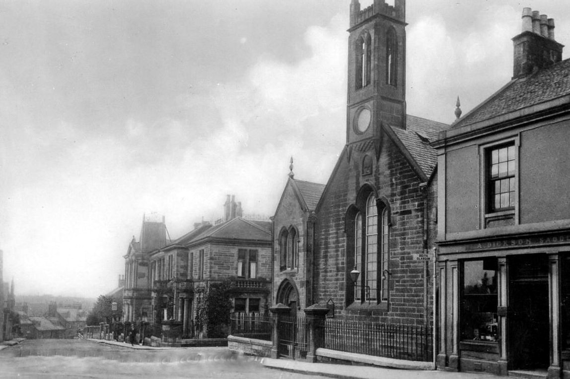 Tour Scotland: Old Photograph St Andrew's U F Church Dalry Scotland