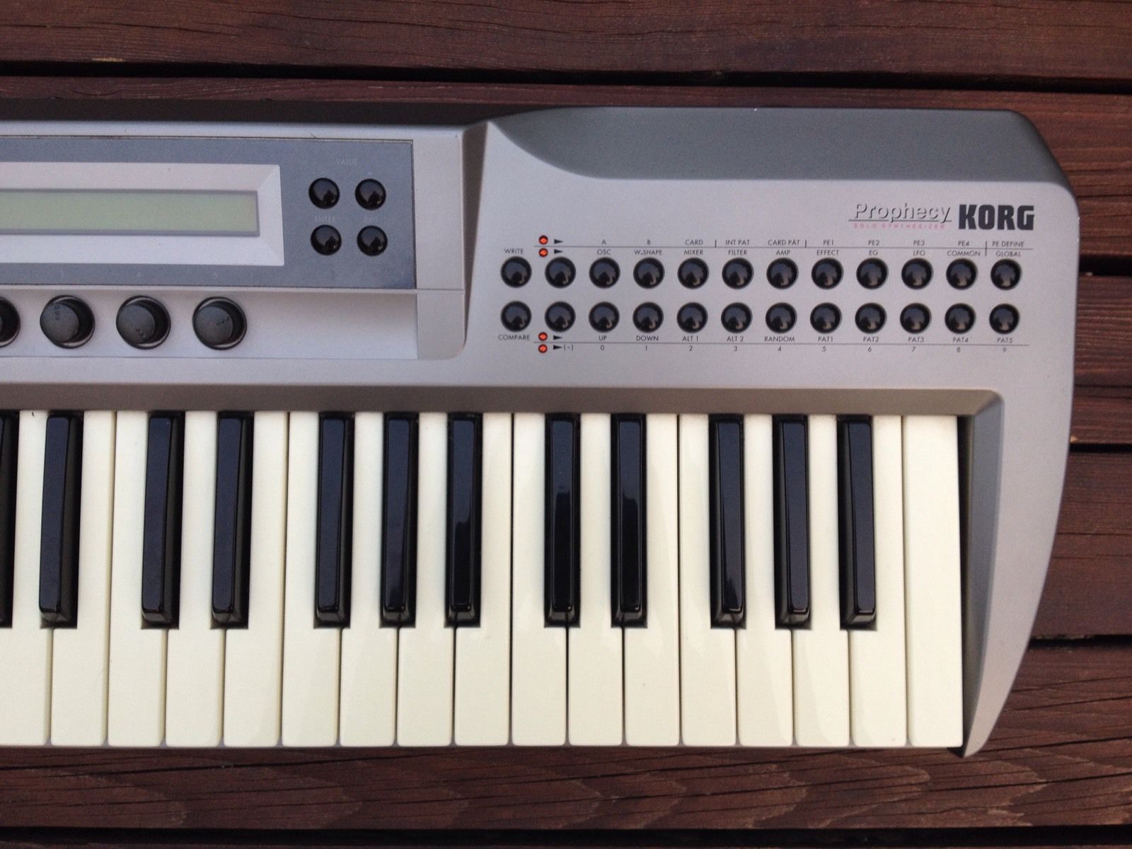 MATRIXSYNTH: Korg Prophecy solo synthesizer