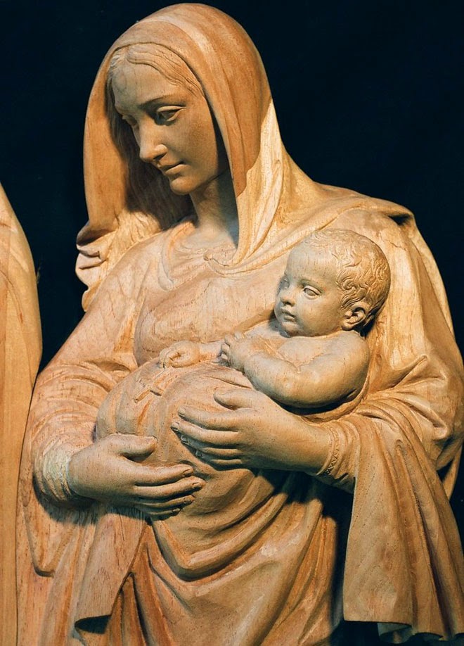 15+ Lovely and Creative Wood Carving Designs and Wood Sculptures