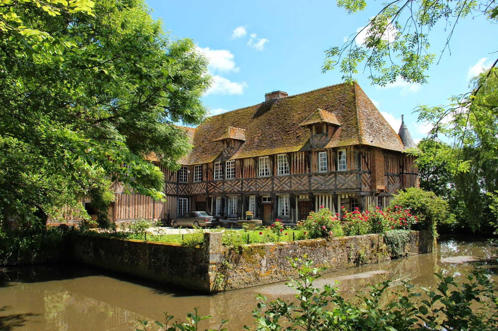 LA NORMANDIE EN PHOTOGRAPHIE: Six splendides manoirs du Pays d'Auge ...