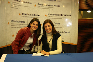 Relações Públicas UniBrasil: Muita emoção com Flávia Cintra e Mirela ...