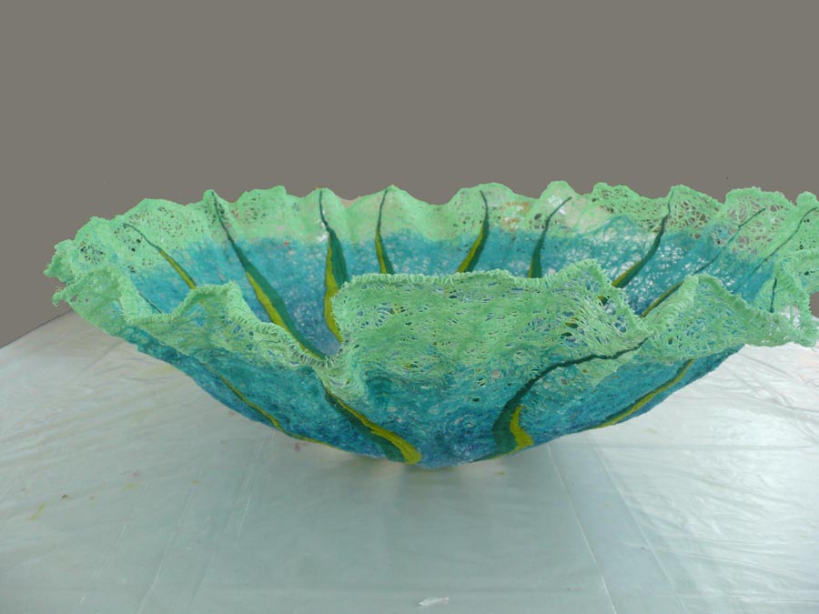 Linda's Art Quilts: Fashioning Thread into a Large Rigid Bowl