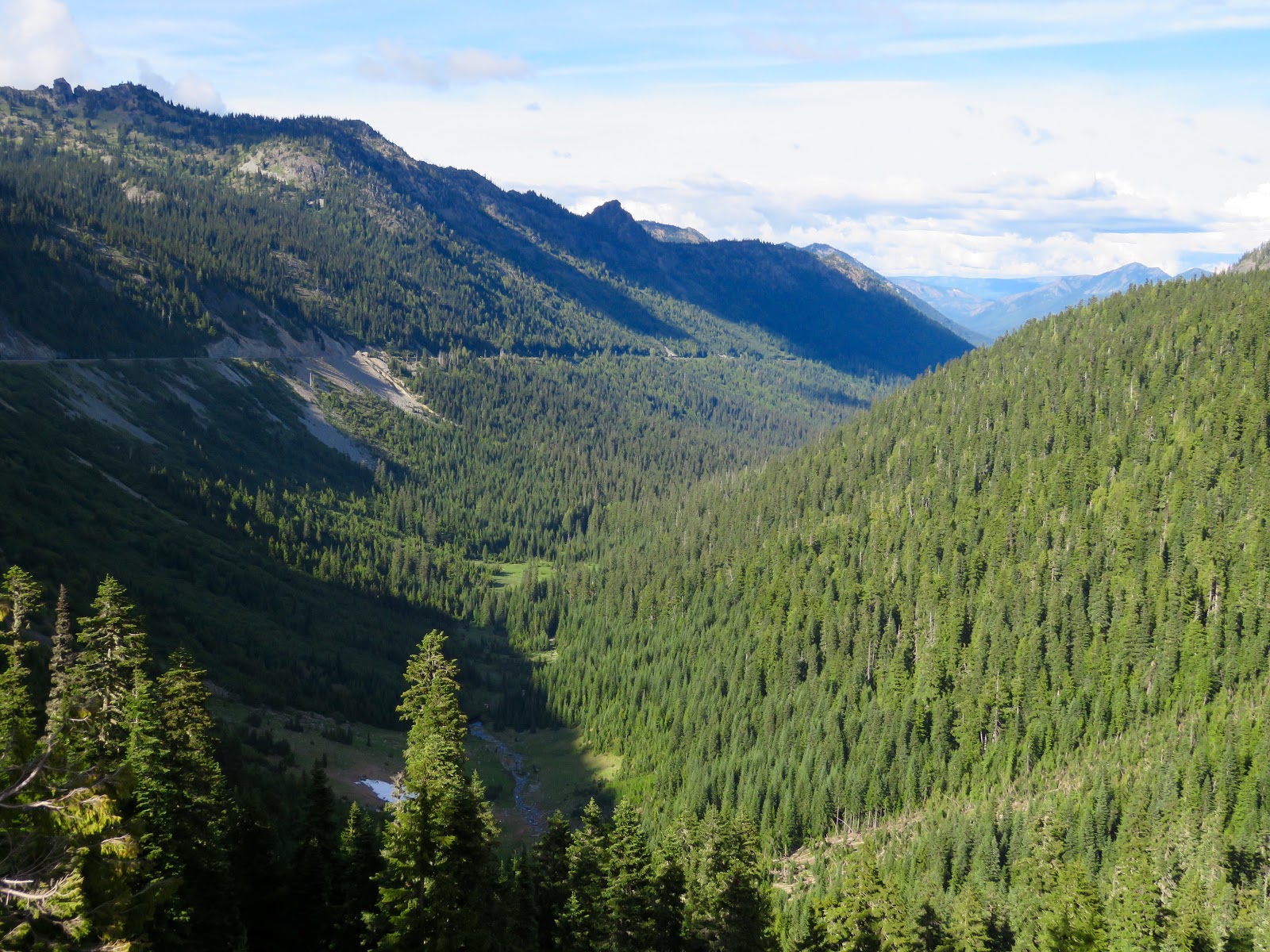 Winds of Destiny - RVLife: Chinook Pass and Tipsoo Lake, 7/09/2016