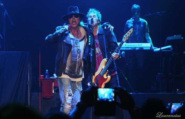 Foto Konser Guns N'Roses di MEIS Ancol Jakarta 2012 - Laurencius
