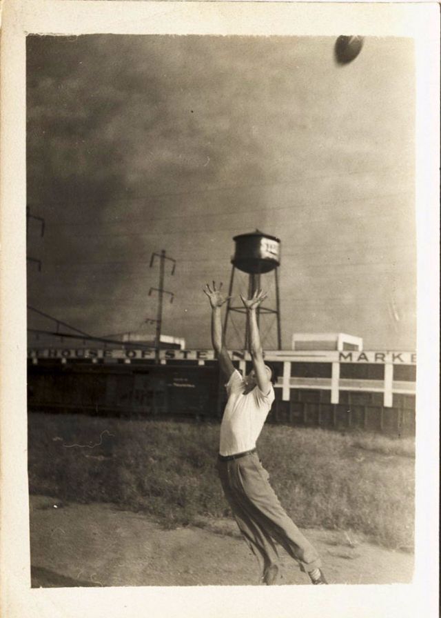 Hilarious Snapshots Capture Moments of People That Are Sometimes ...