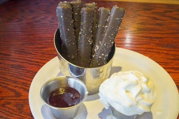 Antiques And Teacups: Trip to Cirque du Soleil