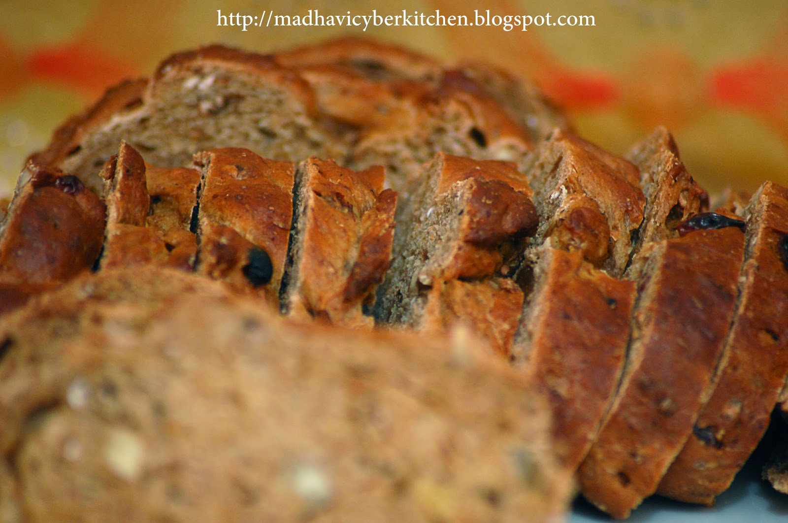 Madhavi's Cyber Kitchen: Fruit Bread