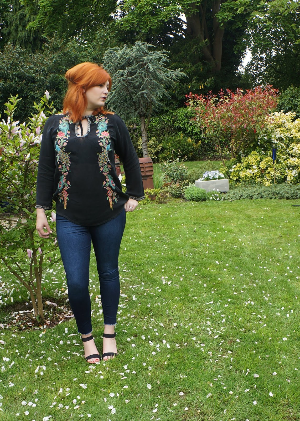 Floral Obsession with Navabi - The Em Edit