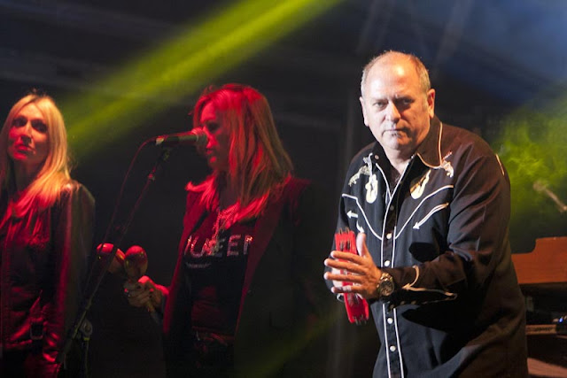 Intervista a Spike Edney su Discover Magazines del 08 Novembre 2015 ...