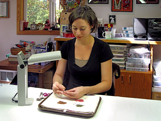 Beadlust: Photo Guide to Beading