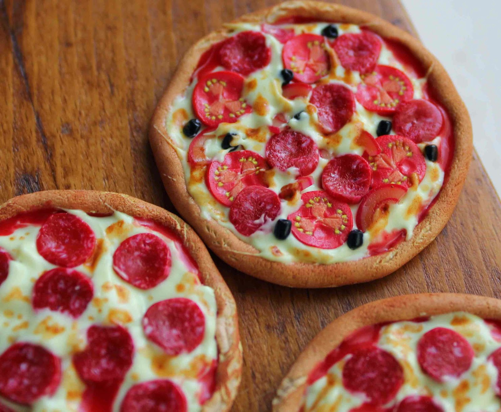 The Adventures of Arcly and Elo: Pizza Recipe (mini style)