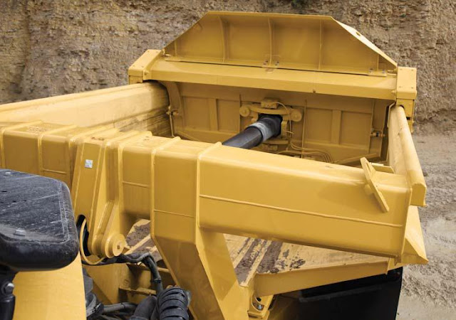 CAT - ARTICULATED TRUCKS 740 C EJECTOR - ALL HEAVY EQUIPMENT