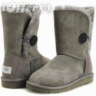 Luisito y Rebeca: UGG