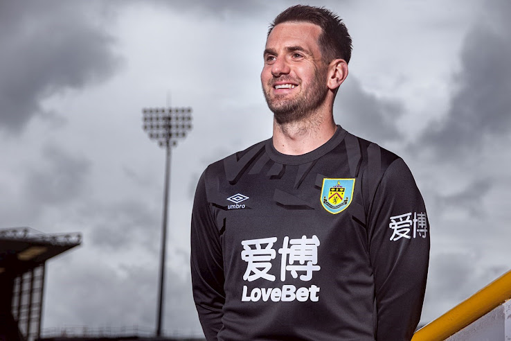 No More Puma - Umbro Burnley 19-20 Home Kit Released + Kit & Sponsor ...
