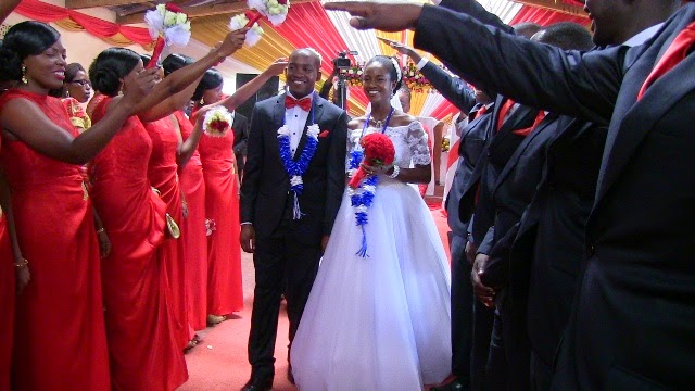 MATUKIO @ MICHUZI BLOG: MBUNGE JOSHUA NASSARI NA ANANDE NNKO WAMEREMETA ...