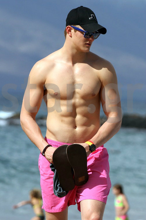 Alexander Ludwig Pretty In Pink | Oh yes I am
