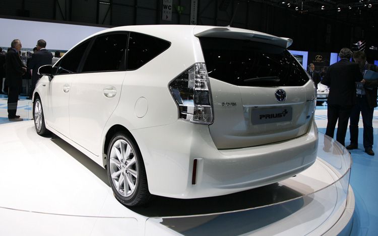 Modified Cars: 2012 Toyota Prius+