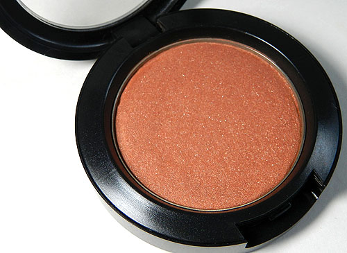 MAC Sunbasque Blush Review, Photos and Swatches!