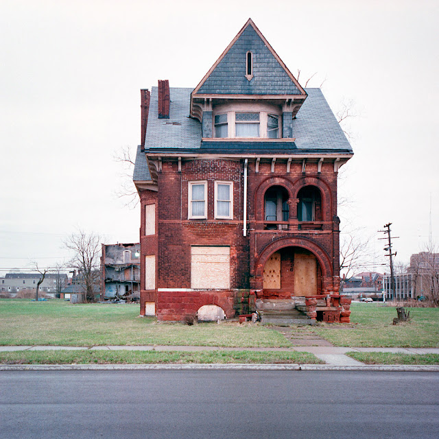 Deserted Places: Detroit's Abandoned Houses
