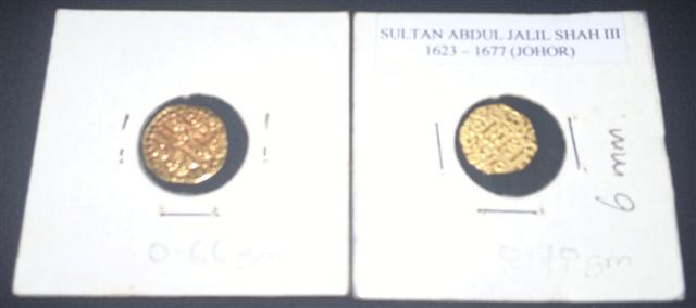Badai Mencak Kelambit Biru: Wang Dinar Emas Kerajaan Melayu Lama Johor ...