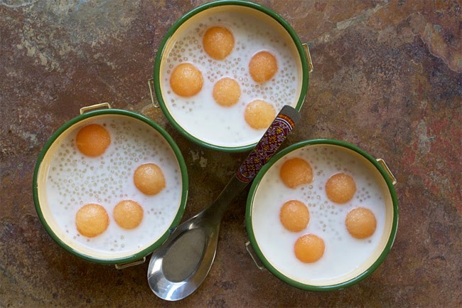 [Thailand Recipes] Chilled Tapioca-Cantaloupe-Coconut Milk Dessert Soup ...