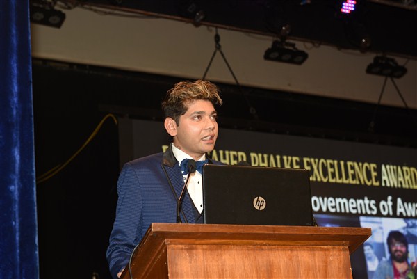 VIVEK MISHRA AWARDED DADASAHEB PHALKE EXCELLENCE AWARDS 2017 –POPULAR ...
