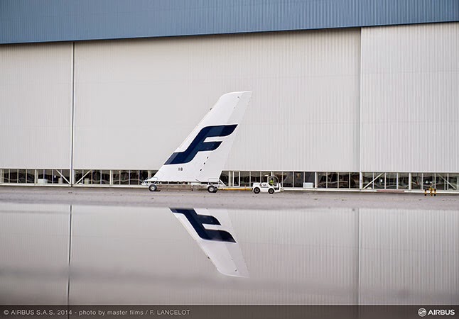 A350 XWB News: Finnair A350 tail ready for installation