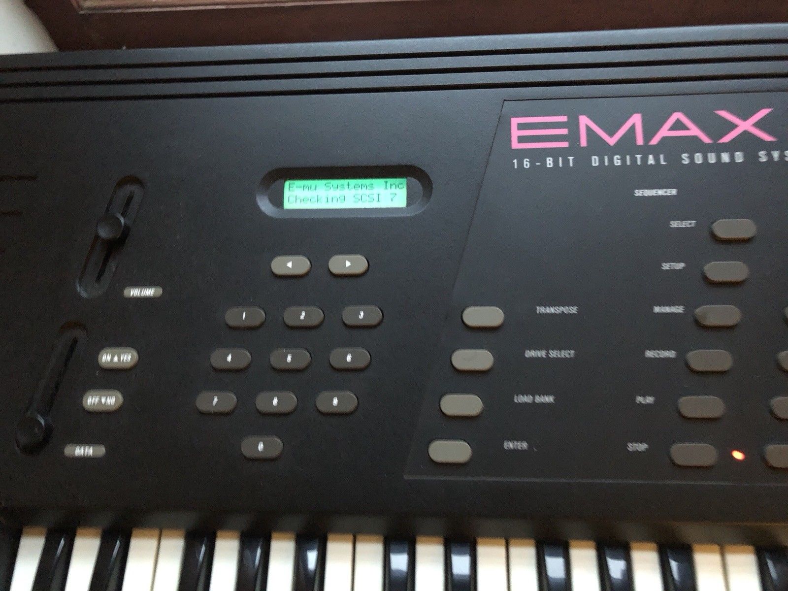 MATRIXSYNTH: Emu Systems Emax II Keyboard Sampler