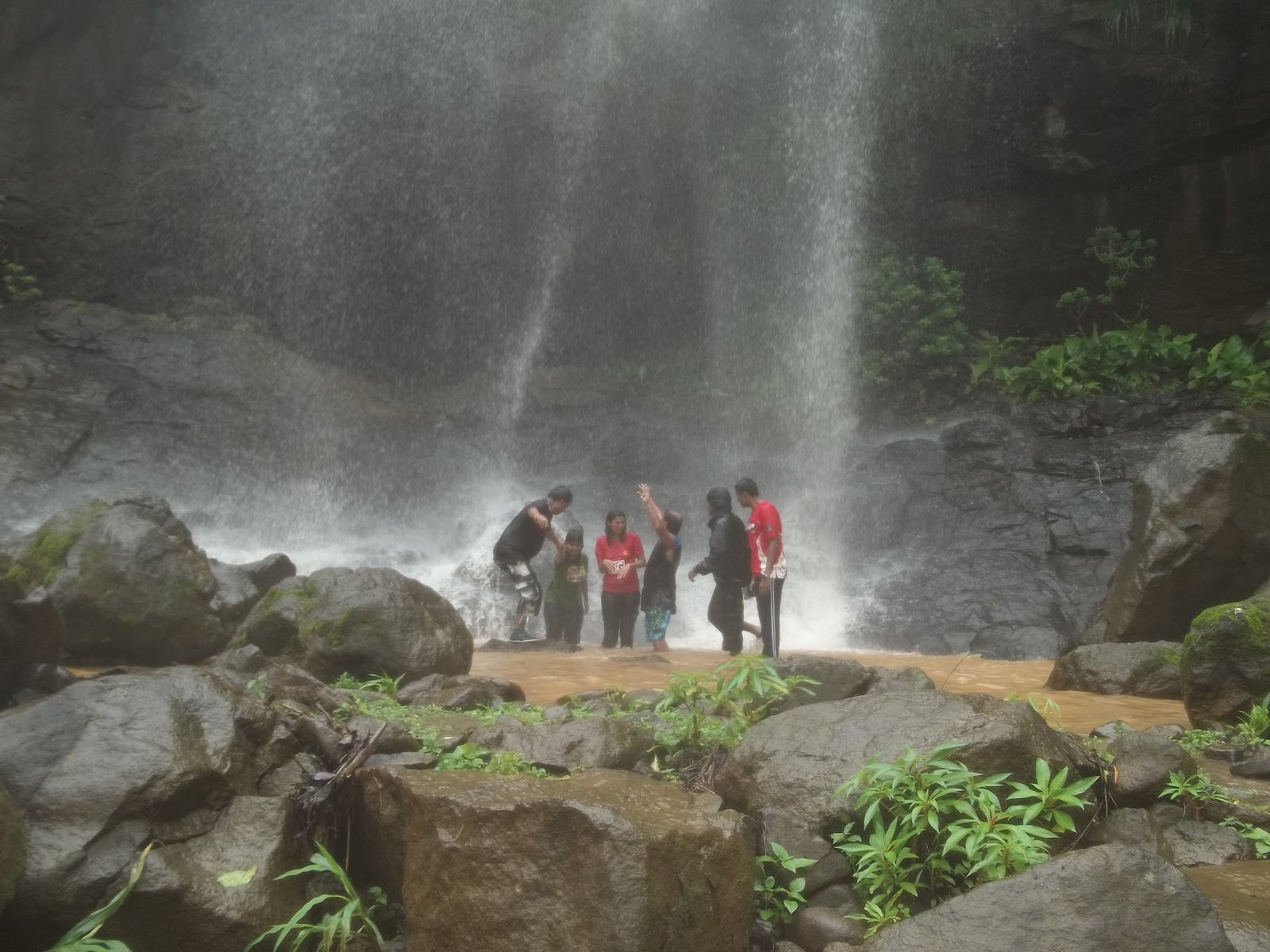 Wanderlust: Waterfall Rappelling at Dudhiware Waterfall (Lonavala)