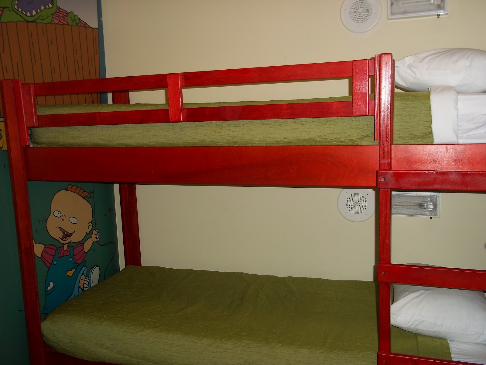 Nickelodeon Hotel Bunk Beds