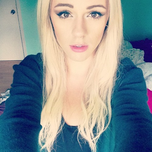 Michael Nowlan - Today's Androgynous Guy