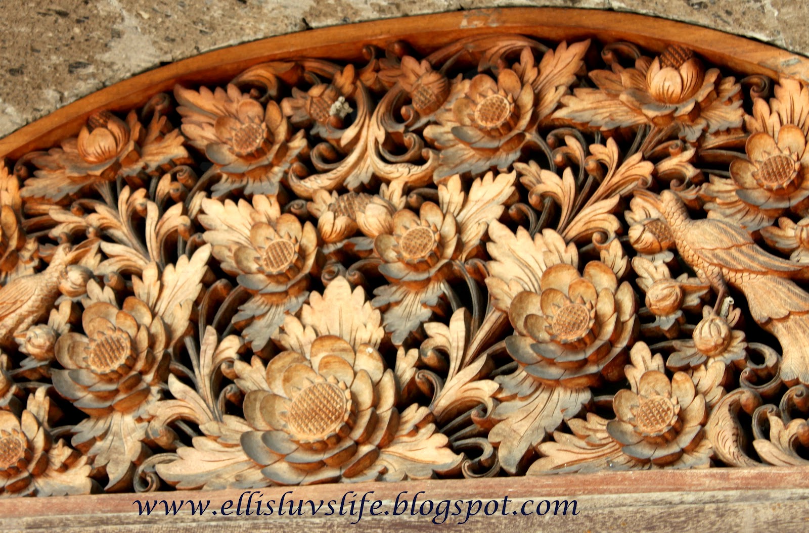 Luvs life too much to lose out!: Bali Wood Carvings