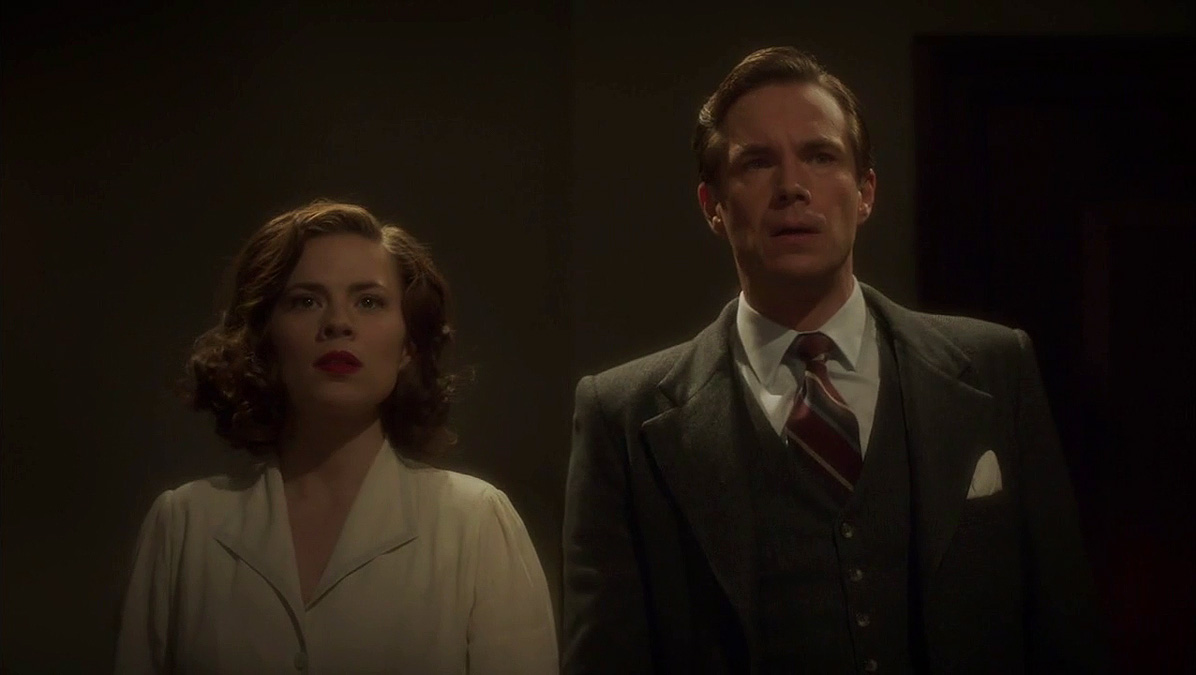 Fallen Rocket: Relationship Spotlight: Peggy Carter & Edwin Jarvis ...