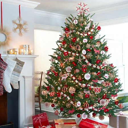 Коледна Елха и Украса за Дома - снимки ~ Хубава жена