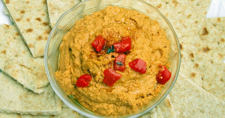 Cooking Weekends: Roasted Red Pepper Hummus