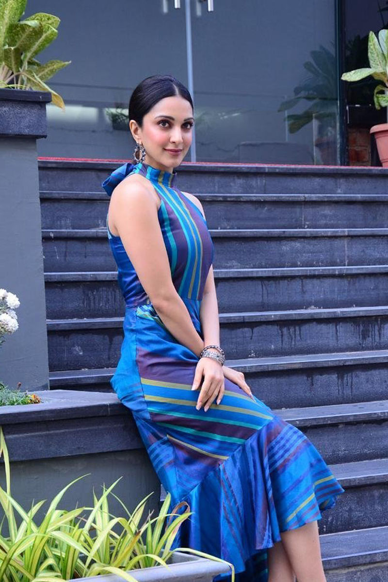 Actress Kiara Advani Vinaya Vidheya Rama Movie Interview Stills
