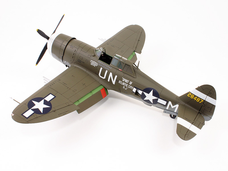 DieselRocket's Military Modeling: Republic P-47D Thunderbolt "Razorback"